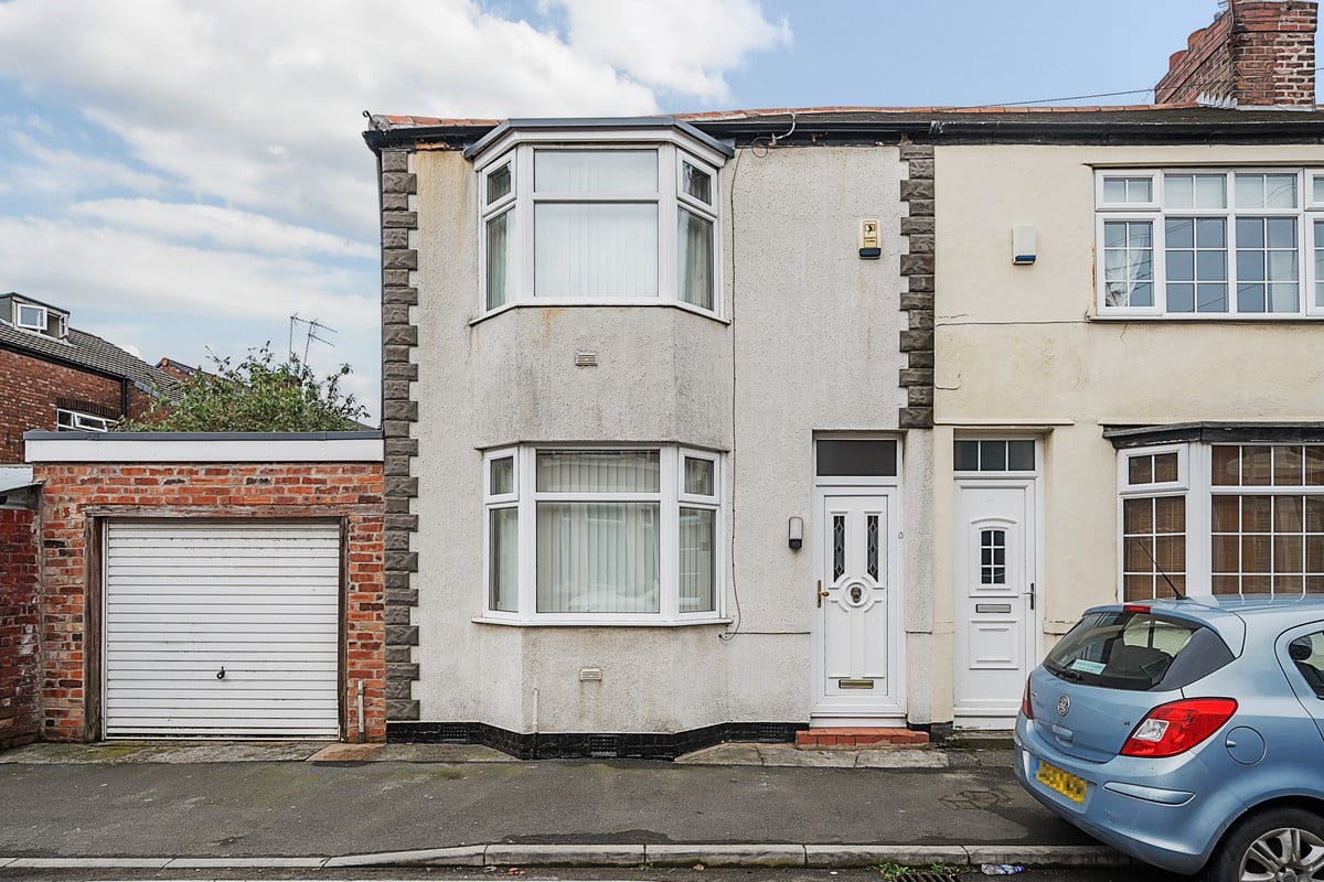 2 bedroom property for sale, Long Lane, Liverpool - 23495483 - TAUK