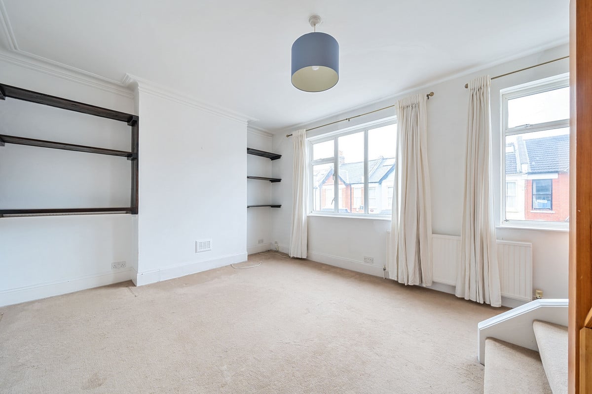 2 bedroom property for sale, Glengall Road, London - 23523697 - TAUK