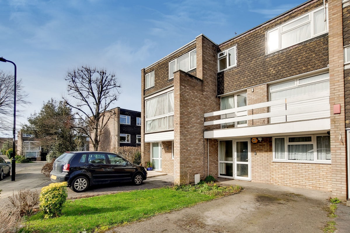 5 bedroom property for sale, Templewood, London - 24754264 - TAUK
